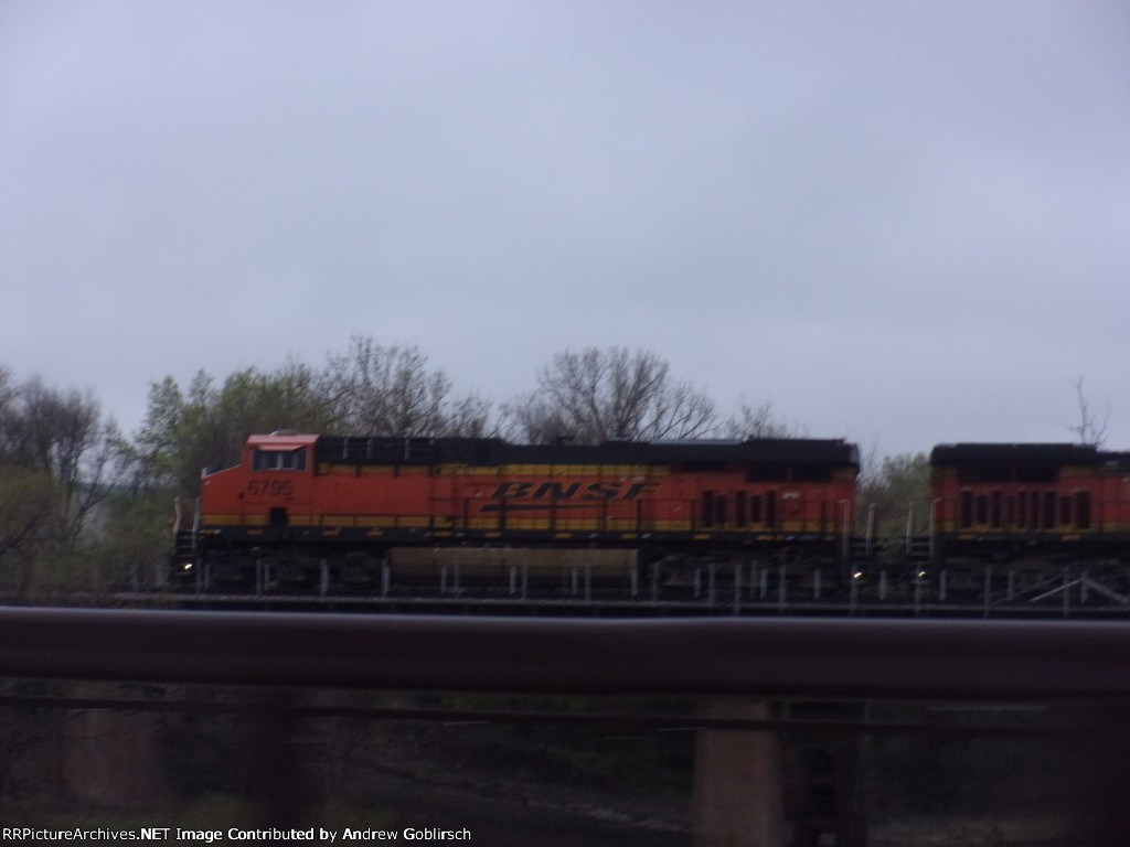 BNSF 6795